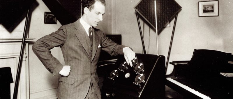 Theremin. The untouchable instrument | Espacio Fundación Telefónica