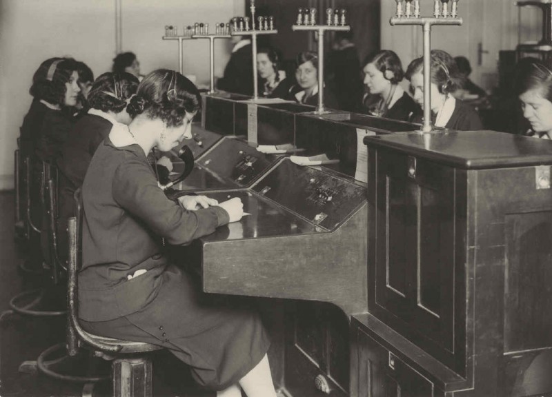 Telefonistas. El mundo en sus manos | Espacio Fundación Telefónica